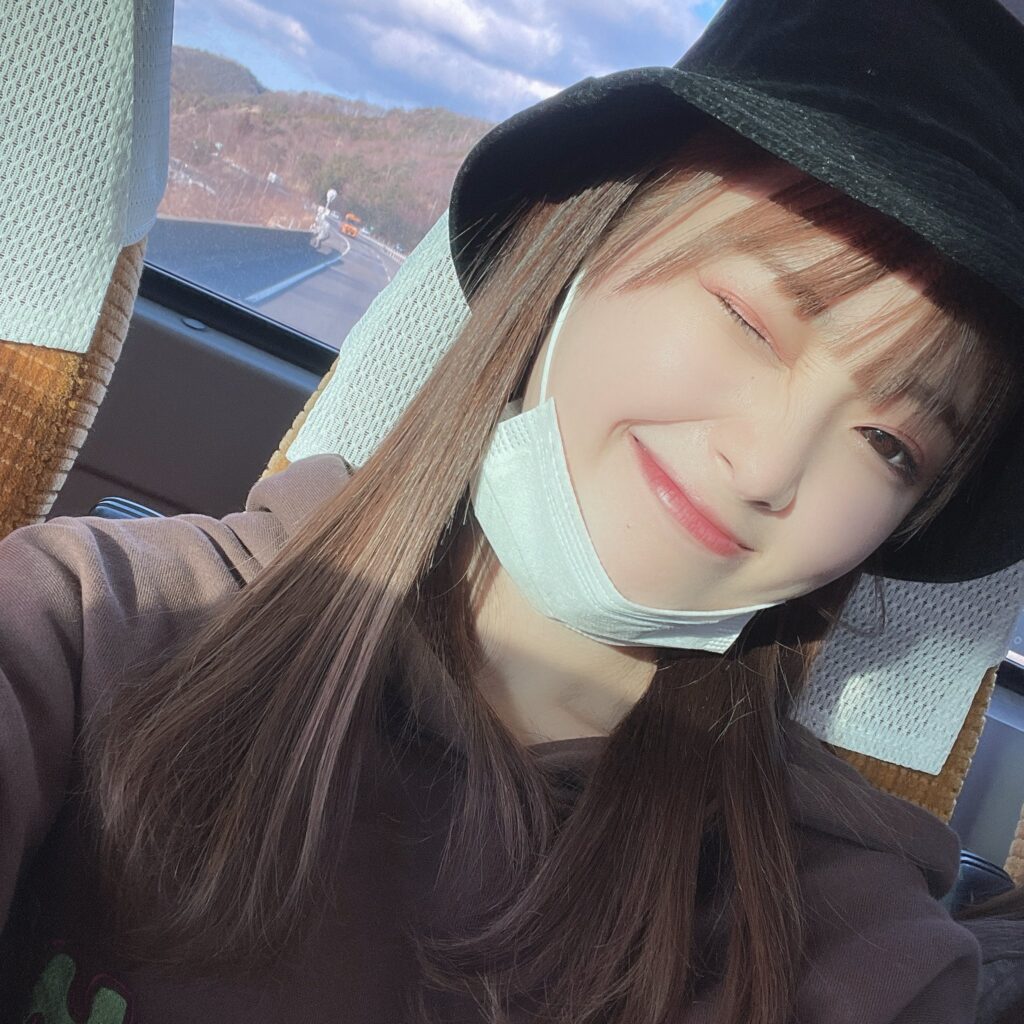 夢咲ももなの本名や経歴・プロフィールは？可愛い画像まとめ！｜ちゃんとテキトー生活